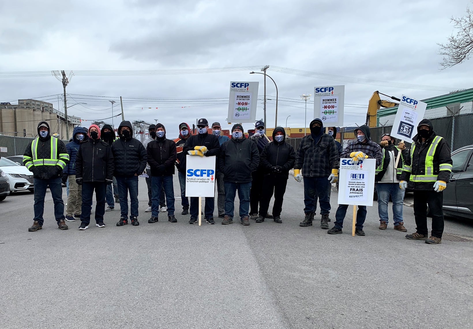 Canada’s unions demand respect for port workers and fair negotiations ...