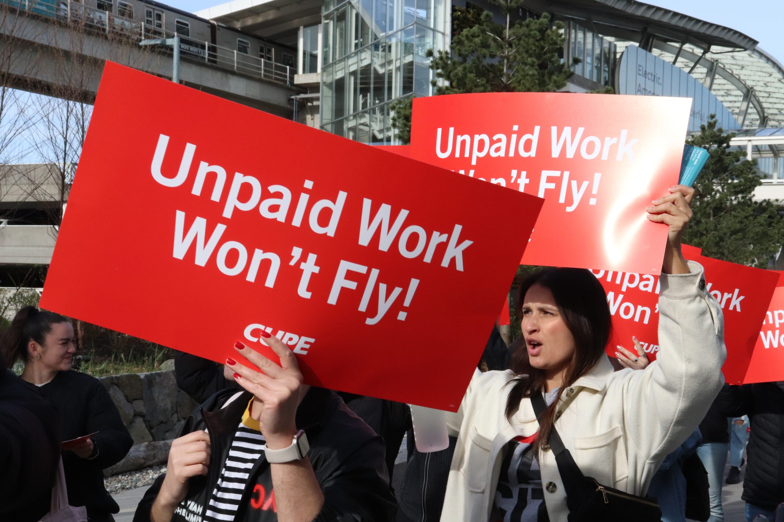 CANADA’S LABOUR MOVEMENT STANDS UNITED AGAINST GOVERNMENT VIOLATION OF ...